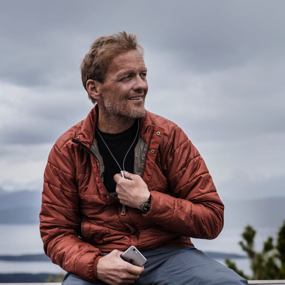 Widex COM-DEX with COM-DEX remote mic and app