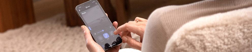 Widex hearing aid apps | Download for Android or iPhone | Widex