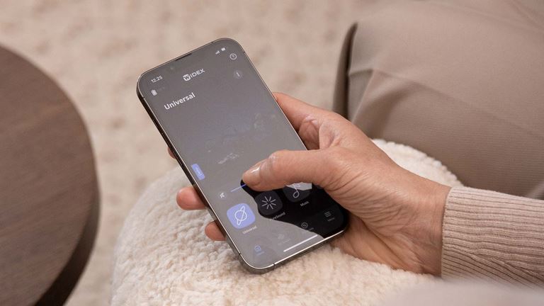 Customized apps for Widex hearing aids | Widex